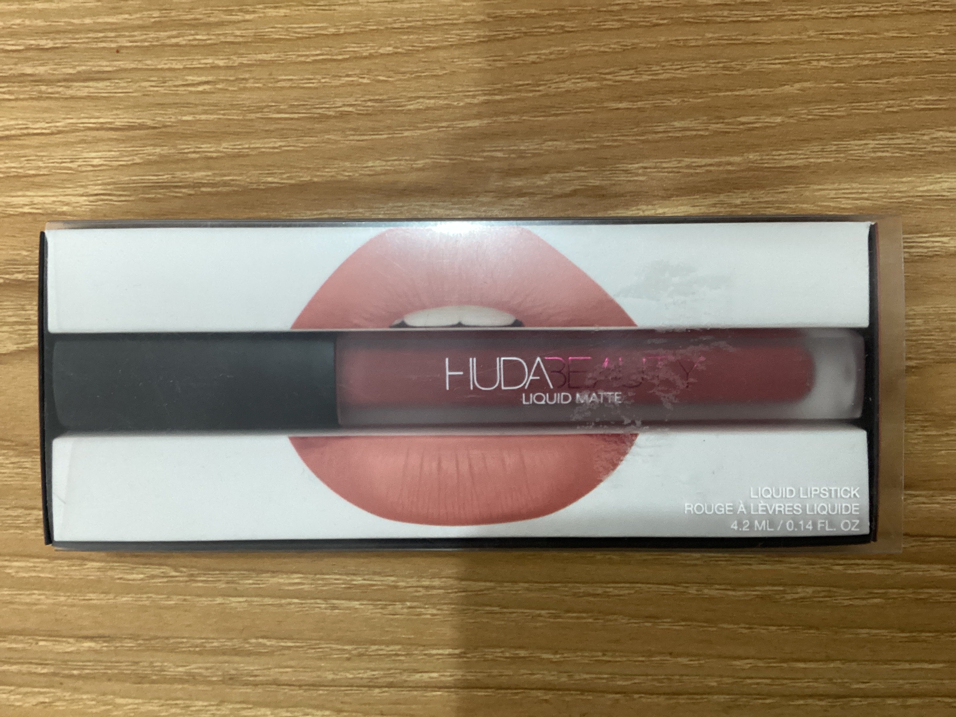 HUDABEAUTY liquid matte